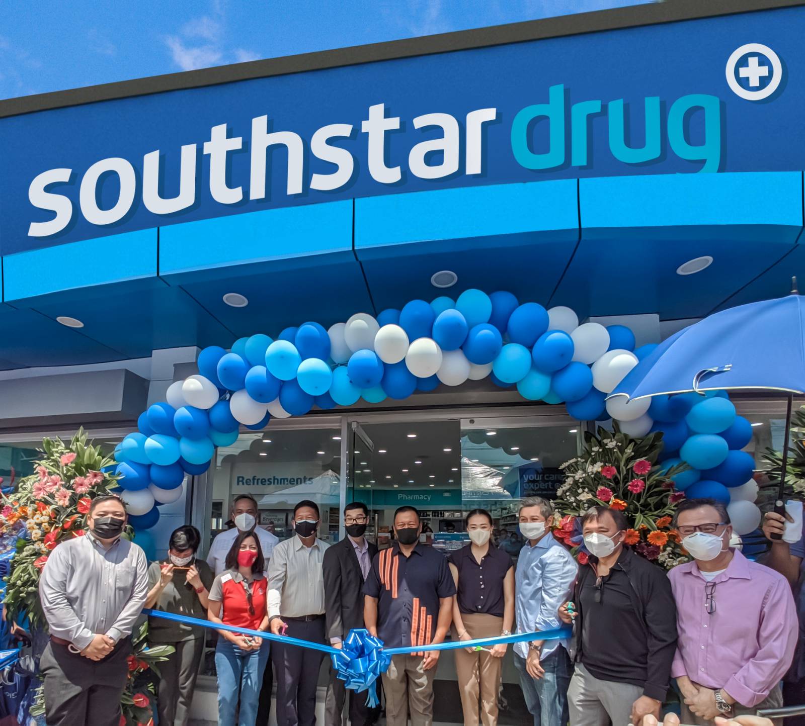Southstar Drug opens first drive-thru store - Robinsons Retail Holdings ...