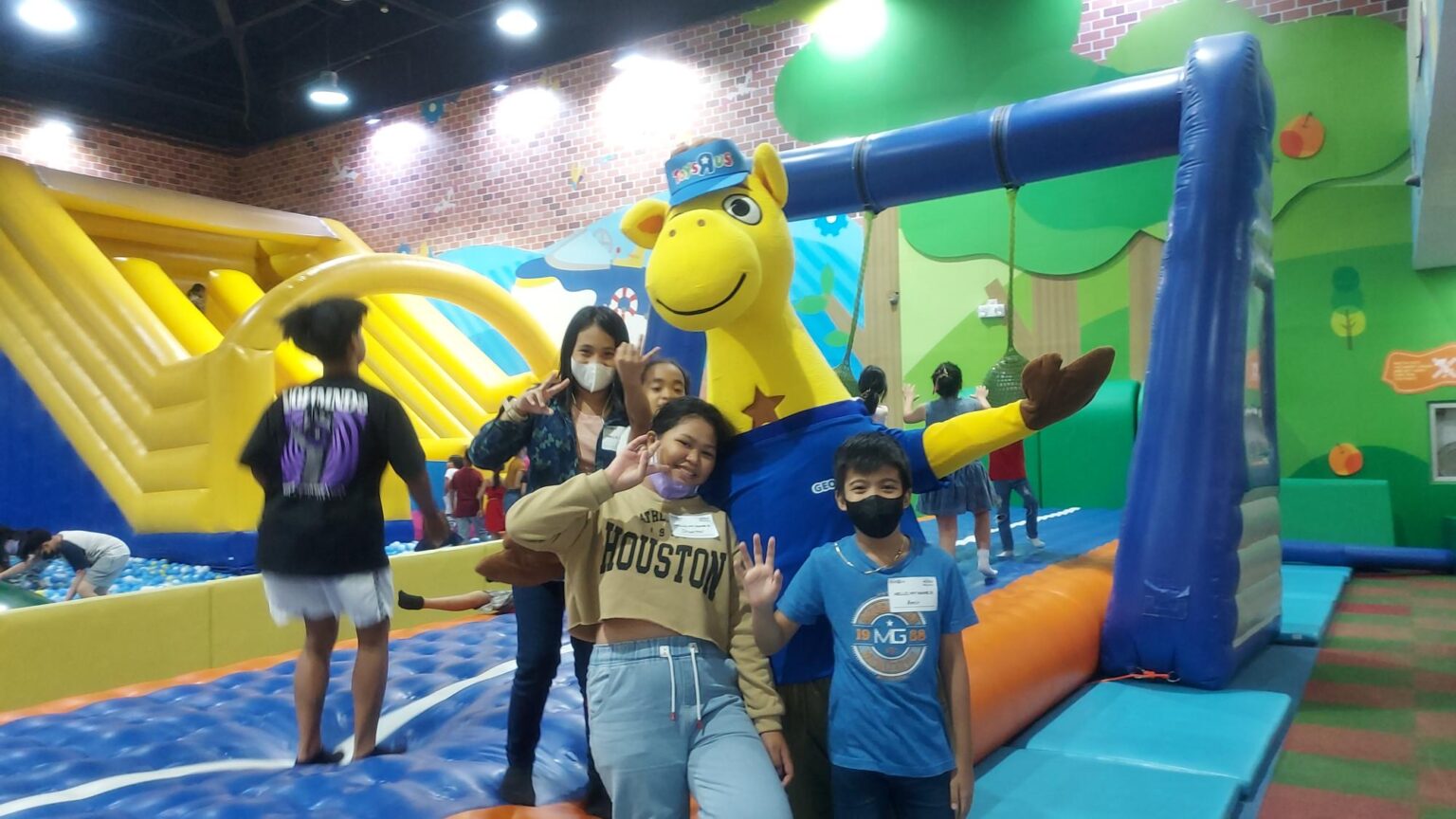Toys R Us, Kidzooona celebrate World Play Day - Robinsons Retail ...