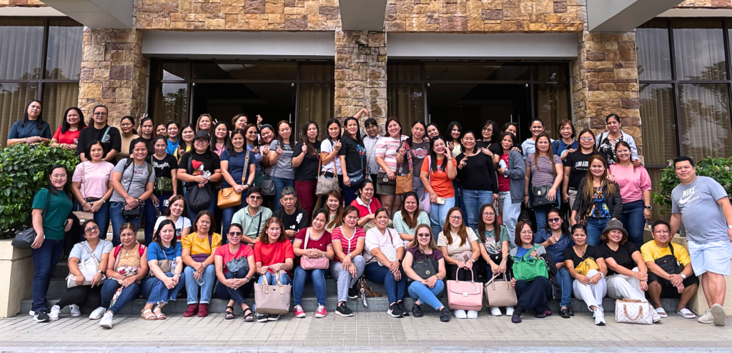 Store managers gather for annual conferences - Robinsons Retail ...